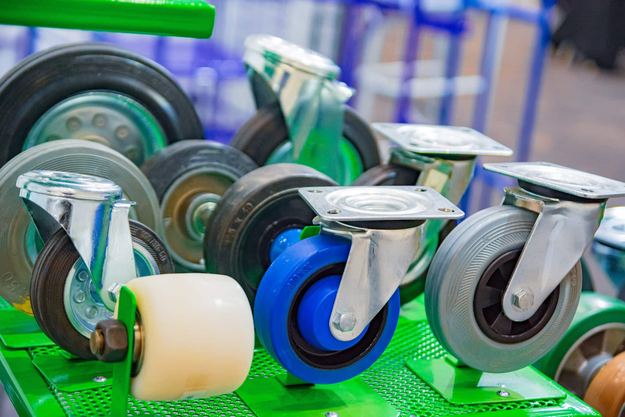 The Right Industrial Cart for Your Material Handling Operation ...